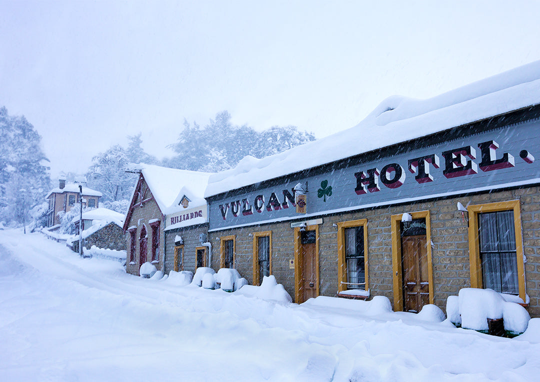 Vulcan Hotel – St Bathans Gallery and Gift